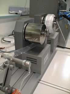 Micro-extrudeuse bivis et mini-presse à injecter | Site web LCMT